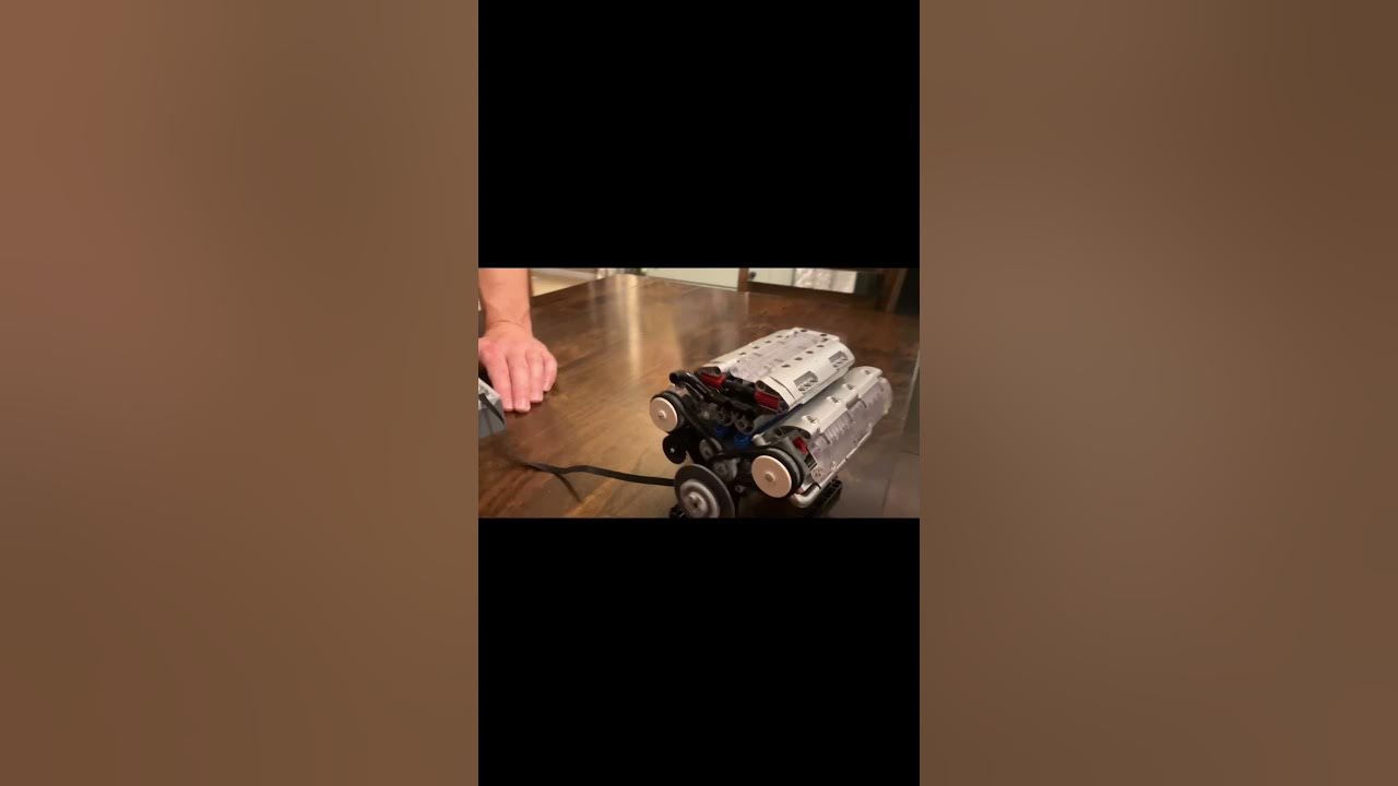 Lego V8 - YouTube