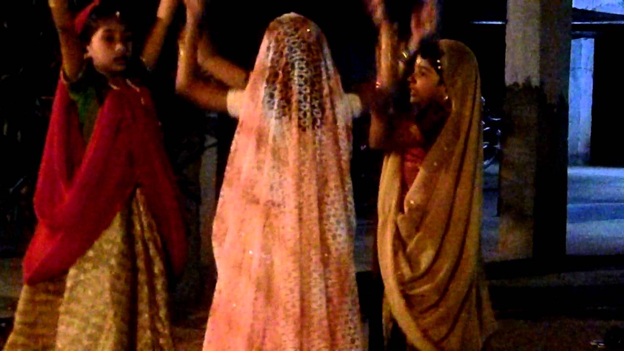 Kavya's dance video - YouTube
