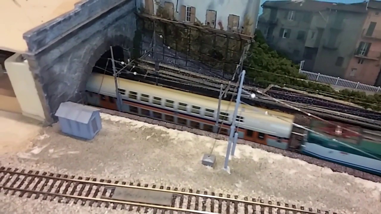 Plastico modellismo treni Ronco Scrivia - YouTube