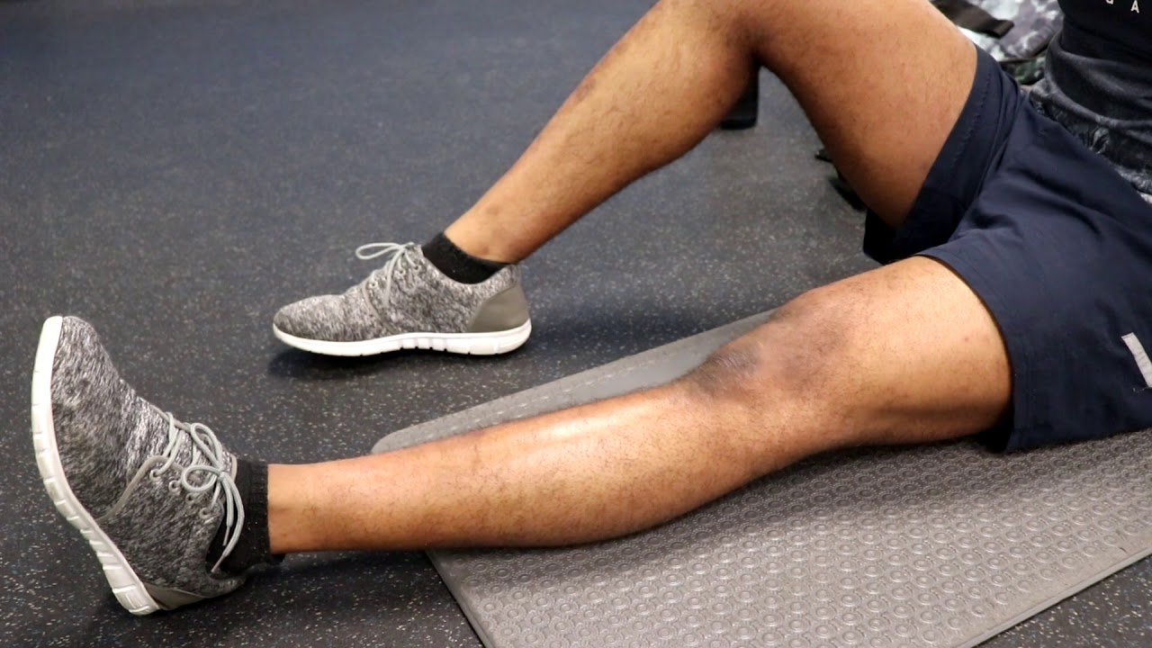 Quad Contraction (for knee Strengthening) - YouTube