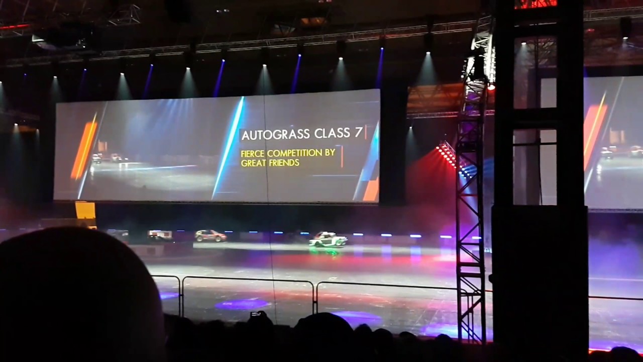 Autograss Class 7 at the performance car show - YouTube
