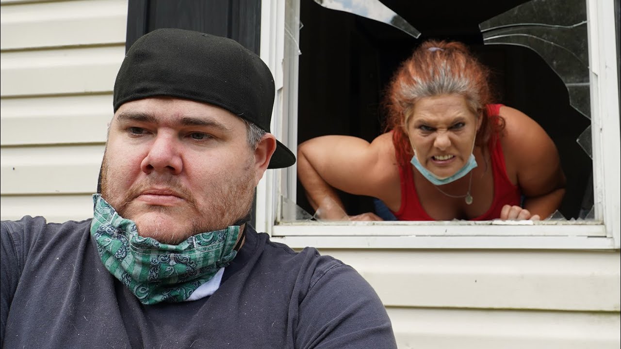 MICHAEL VS JENNIFER!! - YouTube