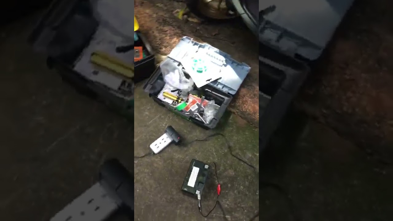 charging discharged nmax v2 battery - YouTube
