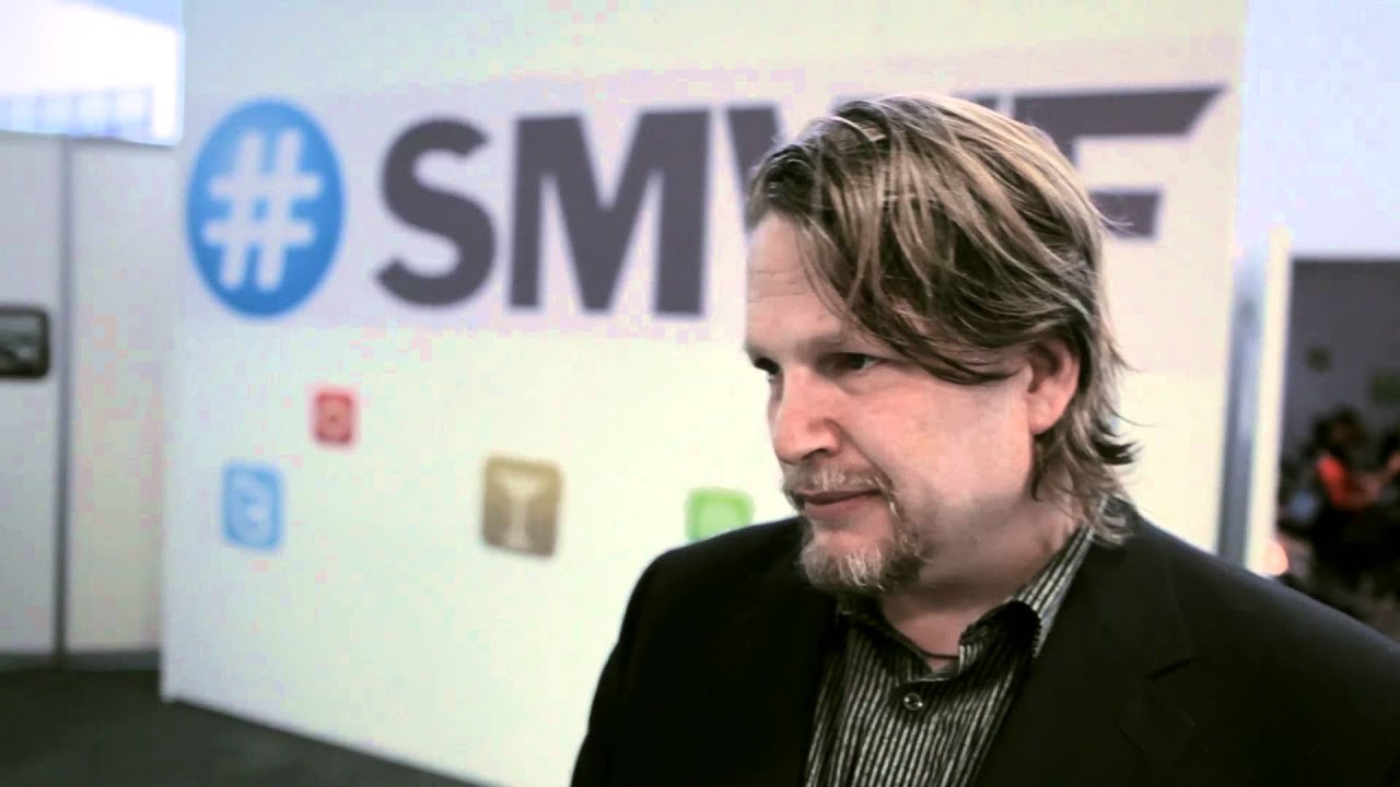 Chris Brogan talking about social media engagement at #SMWF - YouTube