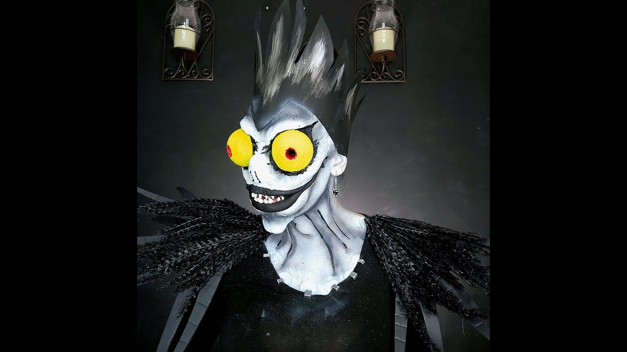 Experimenting with Ryuk’s Eyes | Death Note Cosplay - YouTube