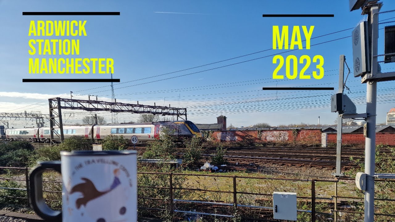 Train Spotting at Ardwick Station - YouTube