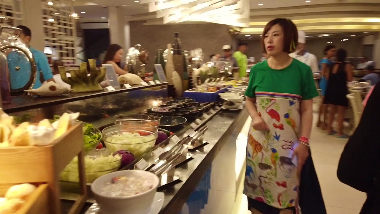 BORACAY Buffet Dinner at Sea Breeze Cafe - Henann Regency in Station 2 ...
