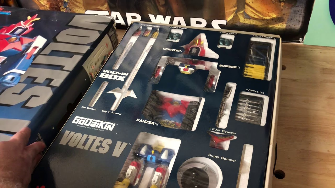 Unboxing my Godaikin Combattra and Voltes V diecast vintage Chogokin ...