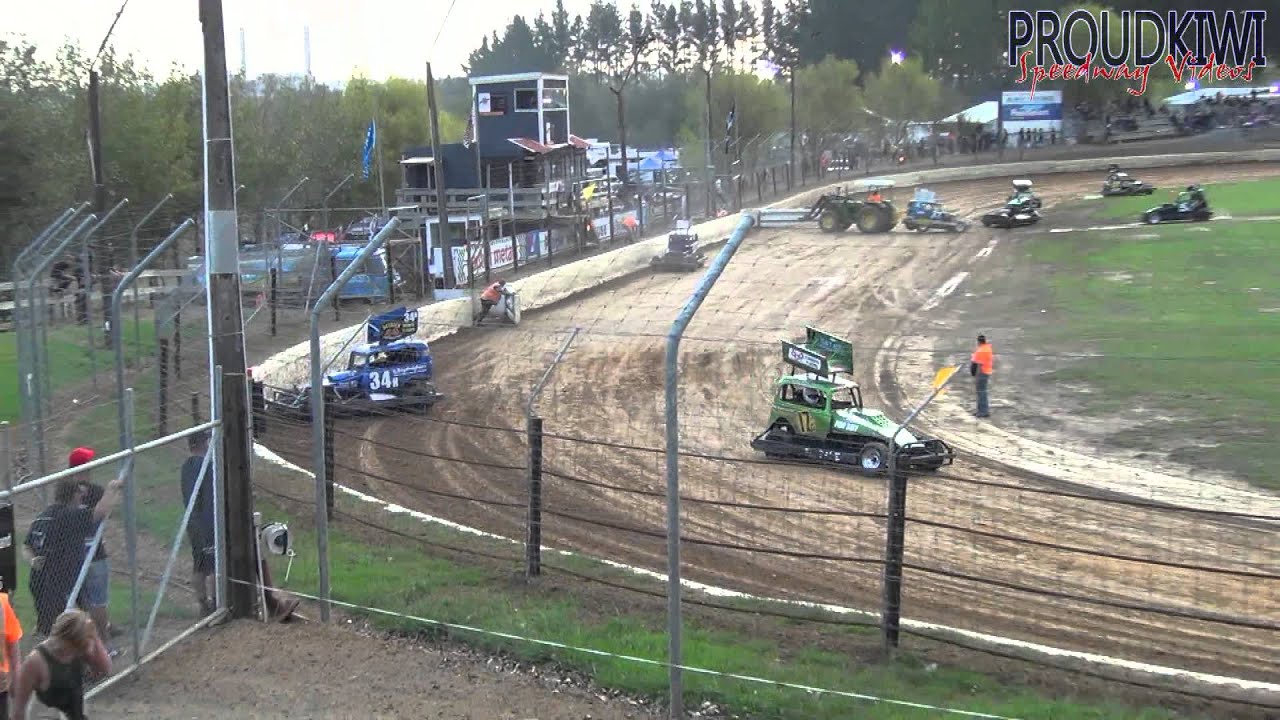 Huntly Speedway - Stockcars 22.3.14 - YouTube