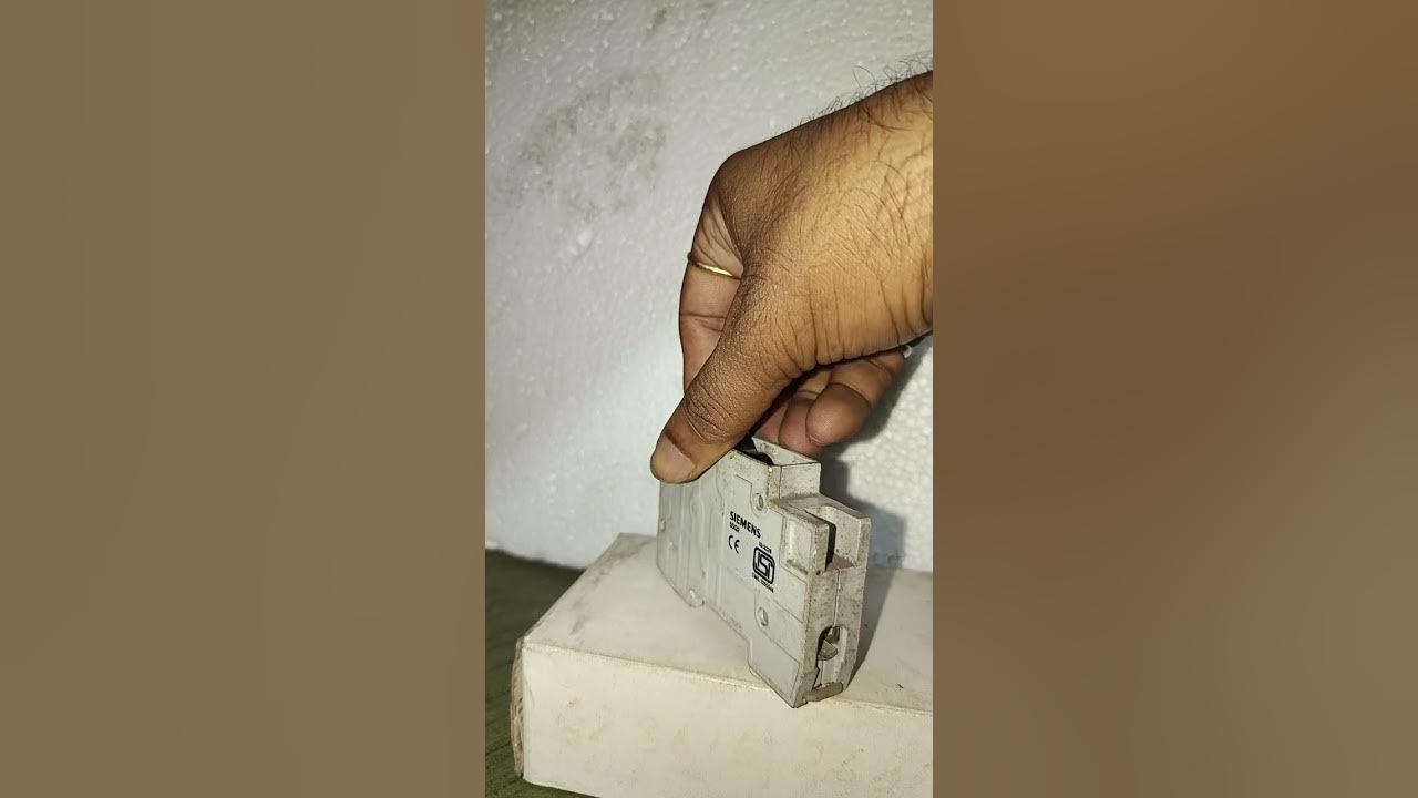 SIEMENS 5 SQ2 1 C16 240/415V 50Hz 3000kA MCB,(Miniature Circuit Breaker) Mfd. By SIEMENS - YouTube