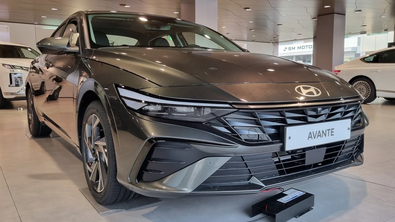 2023 현대자동차 아반떼 페이스리프트 내외관 둘러보기 || 2023 Hyundai AVANTE CN7 facelift Walk_around view - YouTube