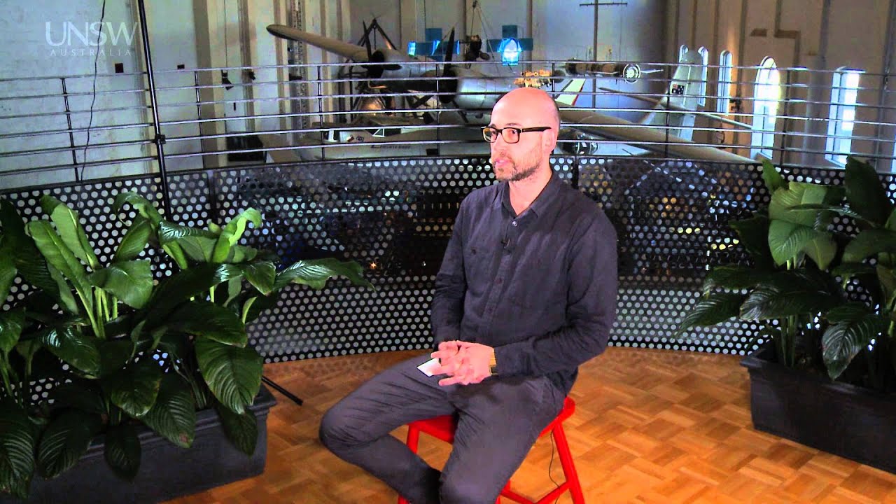 Learning online from a student perspective - YouTube