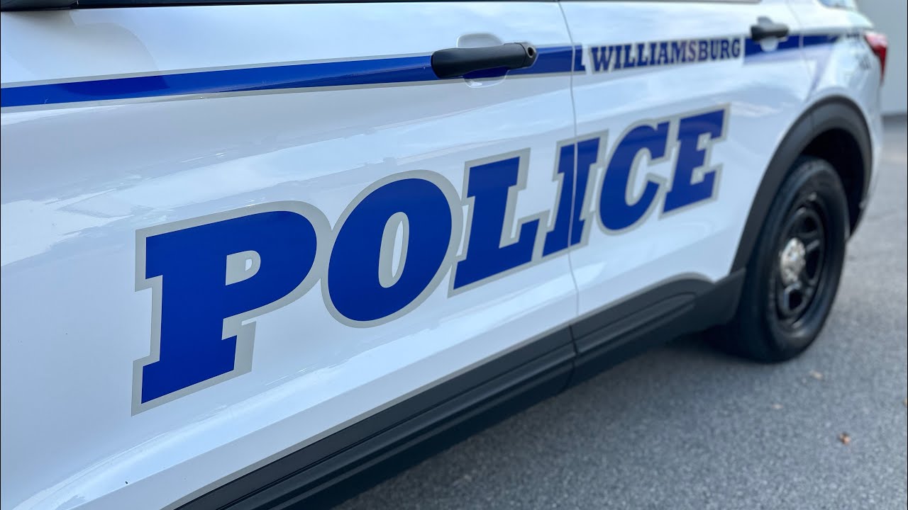 Williamsburg police - YouTube