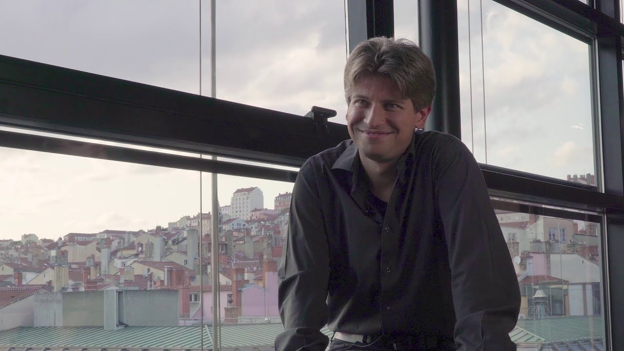 Daniele Rustioni, chef permanent de l'Opéra de Lyon - YouTube