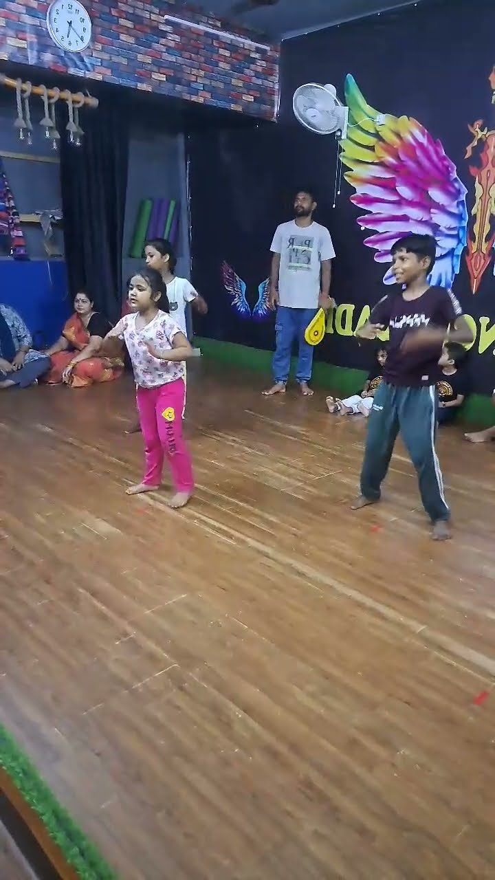 Hit song dance performance 👌 ️ - YouTube