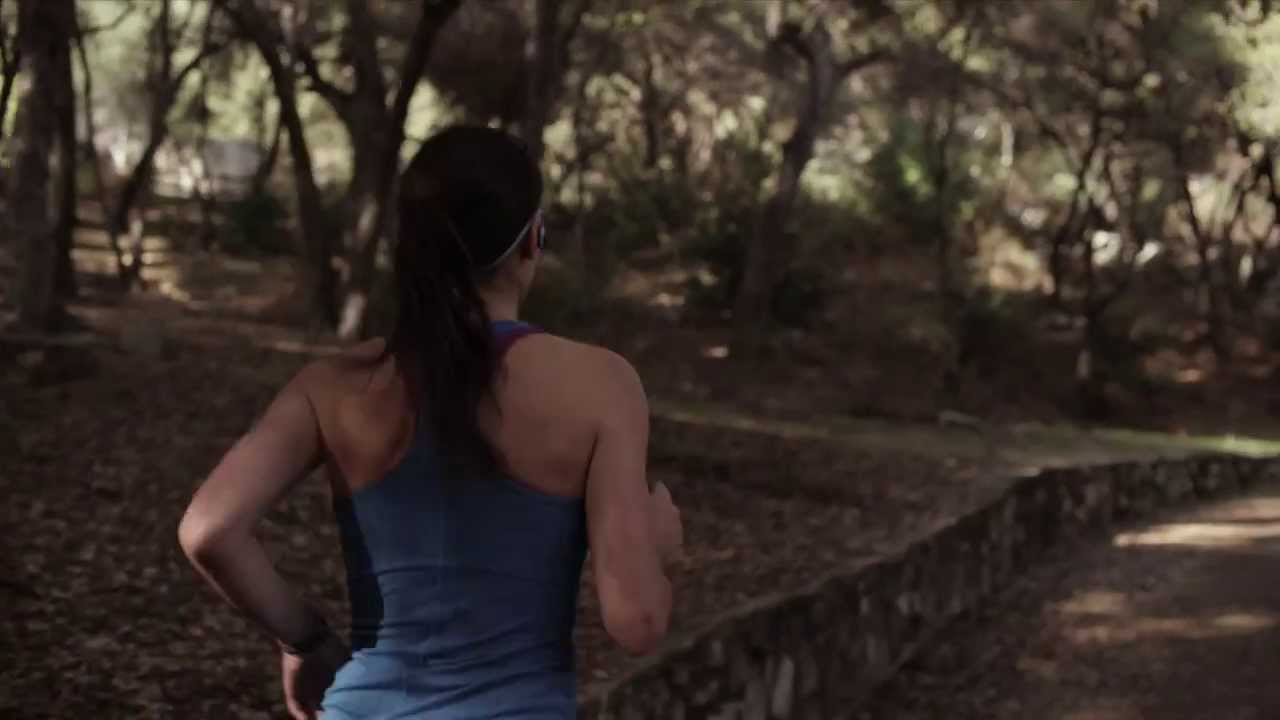 W270 Series Walkman | Running - YouTube