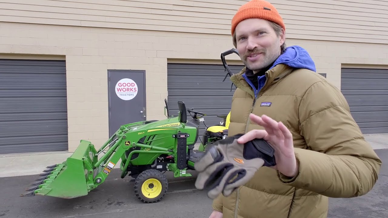 FAST LEARNER! BEGINNER VS EXPERT CONNECTING JOHN DEERE LOADER - YouTube