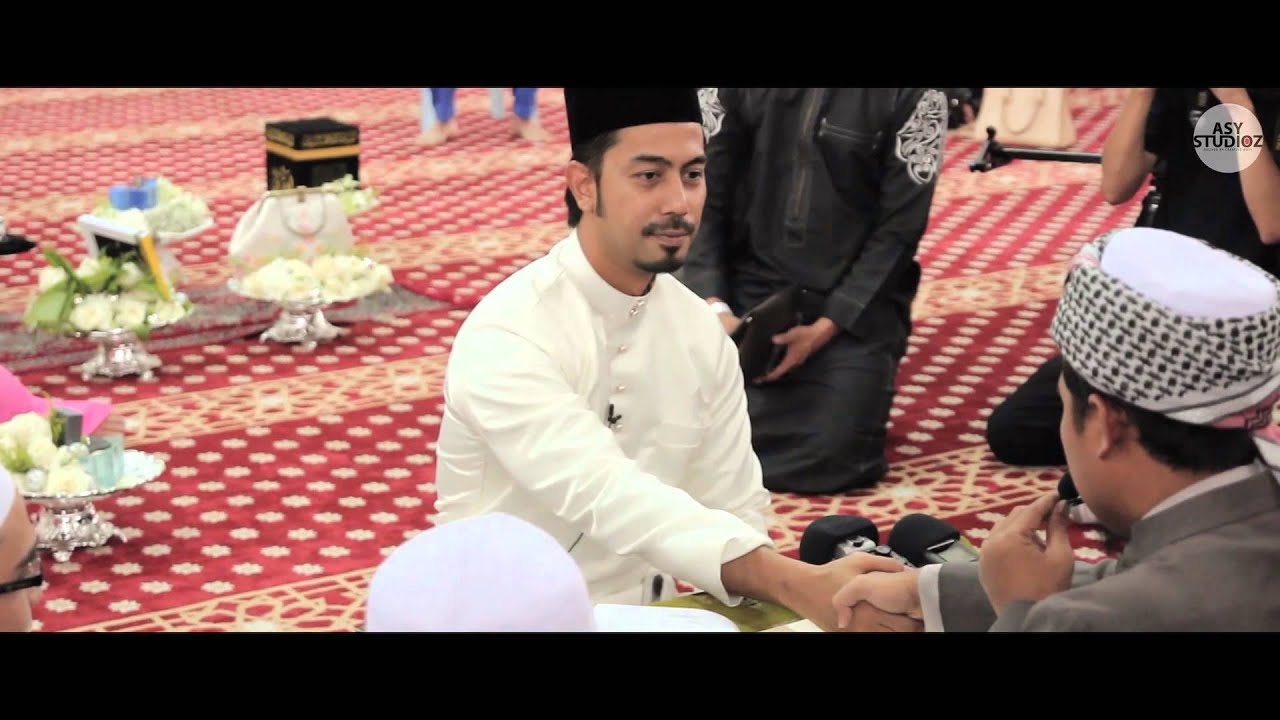 The Solemnisation Wan Raja + Yaya Maembong - YouTube