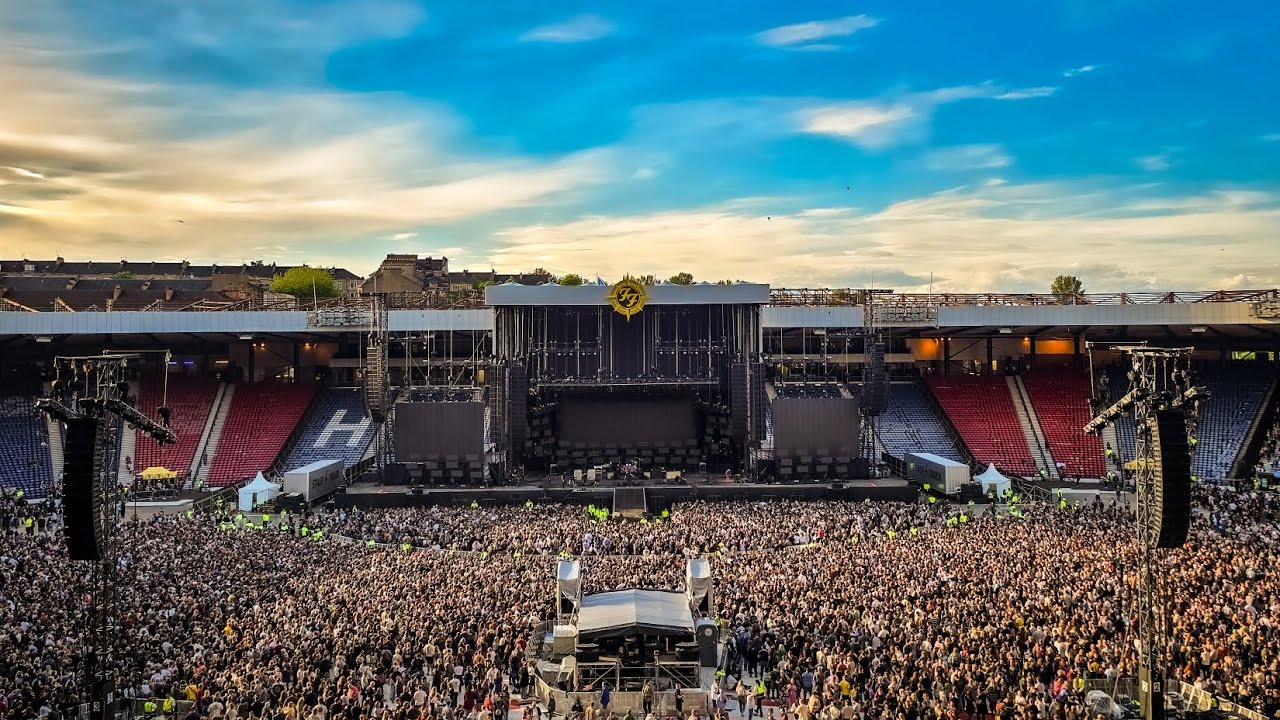 Foo Fighters - Times Like These (Hampden Park, Scotland - 17th June 24) - YouTube