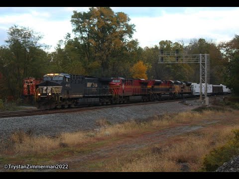 Westbound NS 19G With NS #8114 KCS And UP - YouTube