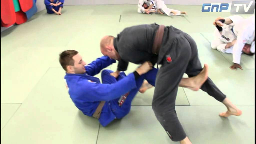 Nicolas Penzer (Stallion Cage Stuttgart) - Countdown Respect.FC 7 - YouTube