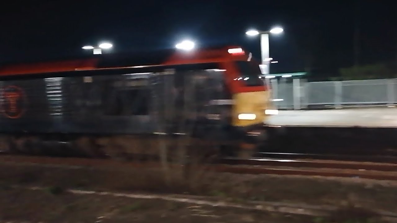 18/02/25 - TfW Class 67 - 67016 & DVT 82227 - Cardiff Central to ...