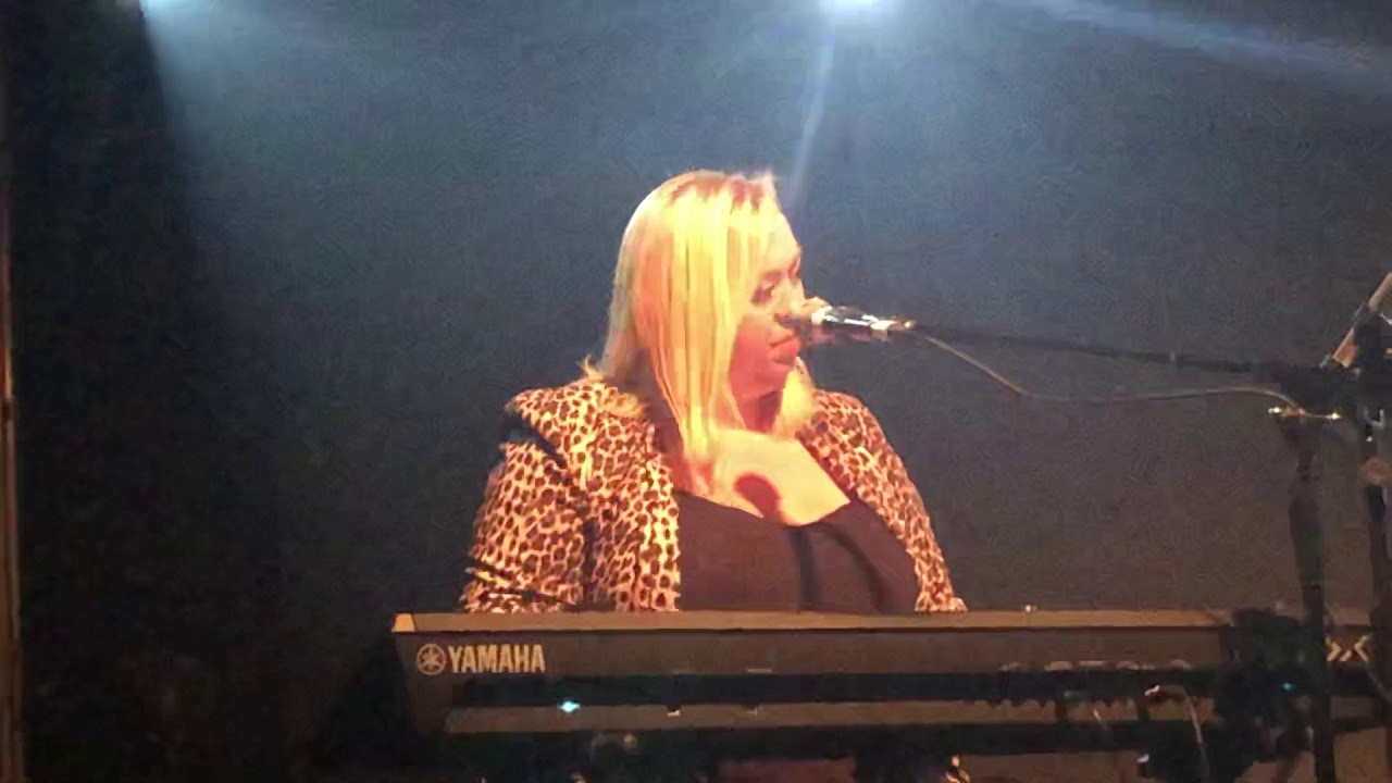 Amba Tremain - More than my mistakes - YouTube Music