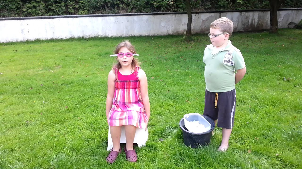 Rachael's ice bucket challenge in aid of ALS/MND - YouTube