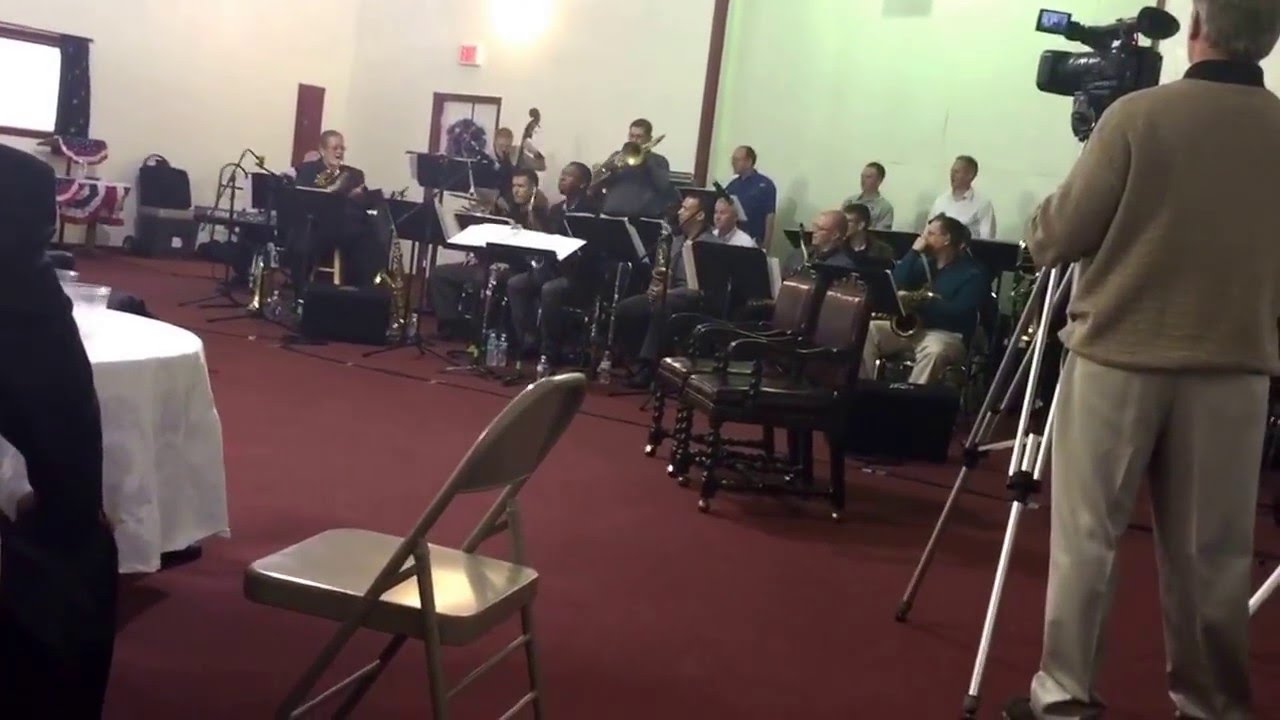 "A Night in Tunisia", Alan Baylock Jazz Orchestra, w/ Bobby Shew - YouTube