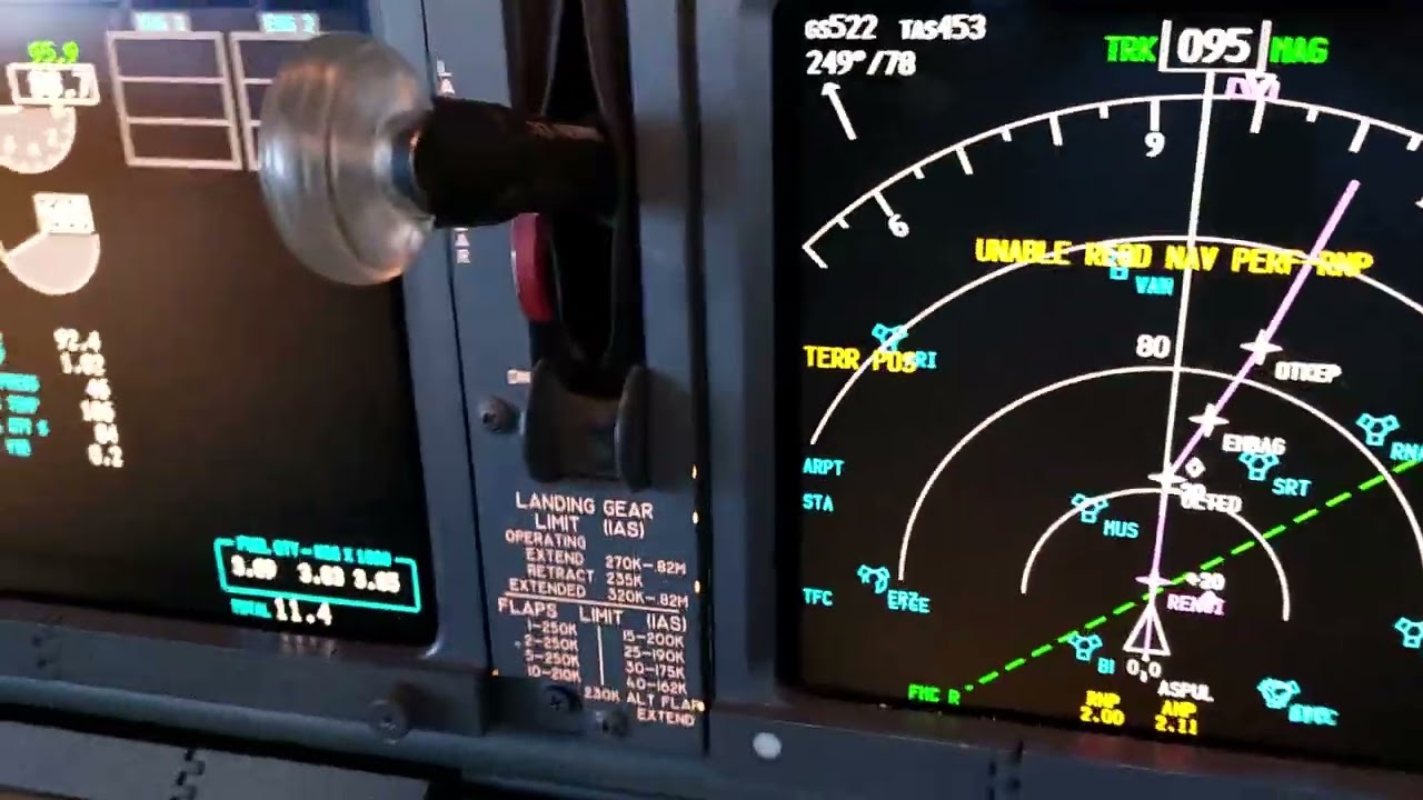 B737-800 Unable Required Navigation Performance - YouTube