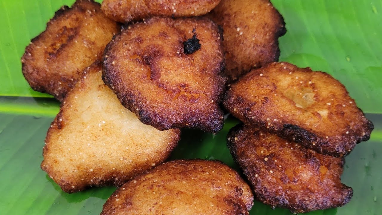 Sweet Ulundu Vadai/ Inippu vadai recipe/ snacks Recipe/ # ...