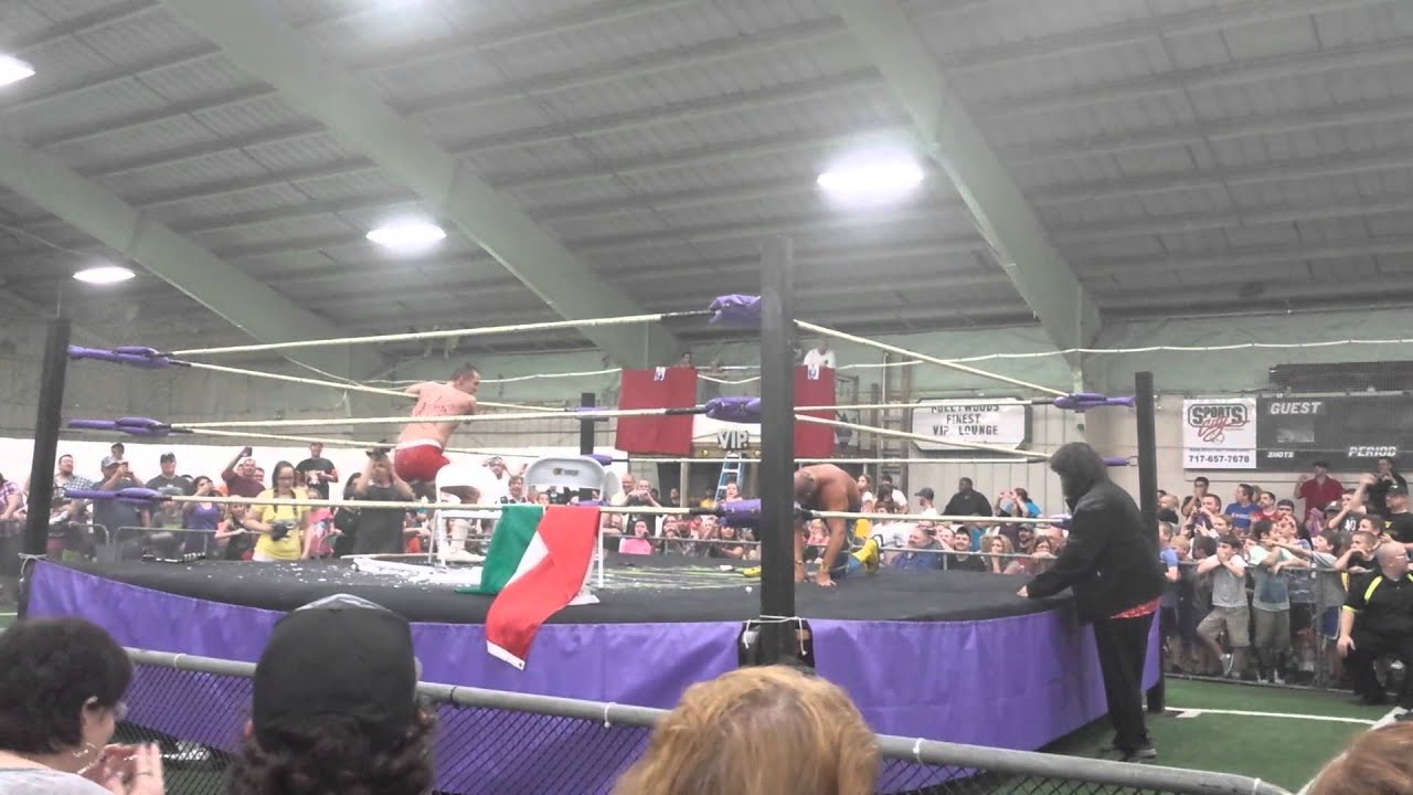 The UWE Hungarian Hero vs Sage Strong Extreme Rule - YouTube