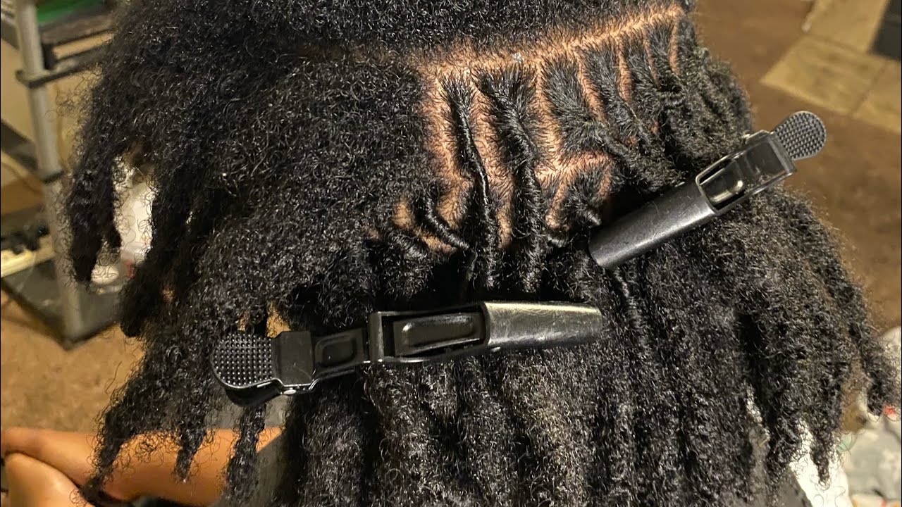 Loc separation! Watch me cut locs that are growing together😱 - YouTube