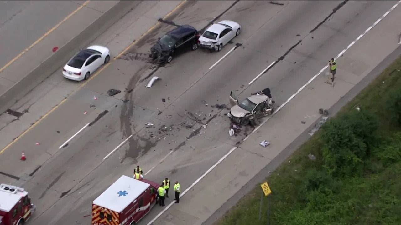 Video: Crash on I-696 in Farmington Hills - YouTube