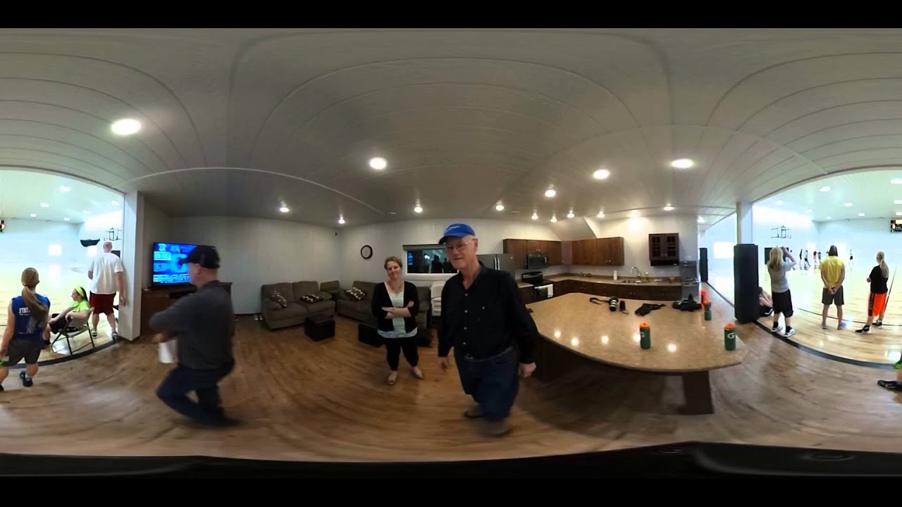 360-degree video: Basketball court on Hull farm - YouTube