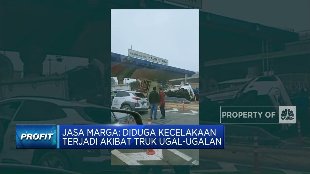 7 Kendaraan Terlibat Tabrakan Beruntun di Gerbang Tol Halim Jakarta - YouTube