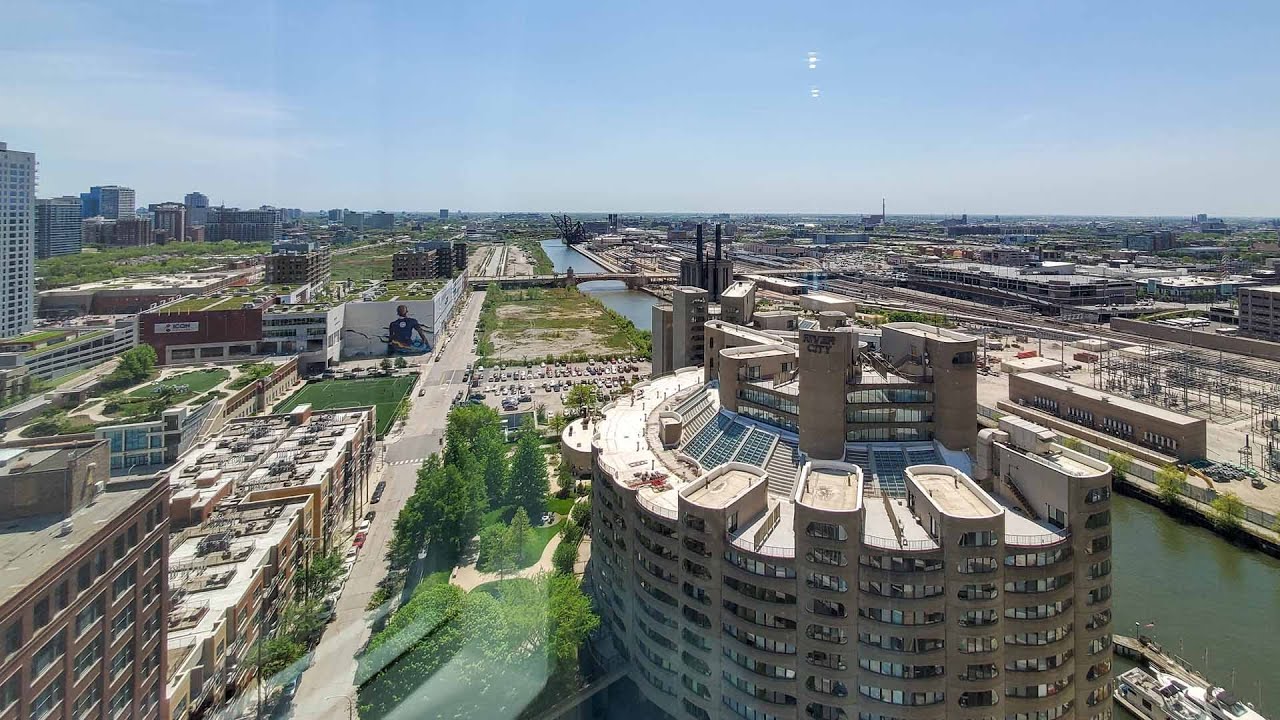 A sunny South Loop alcove studio 1A-2 at the high-amenity The Cooper ...