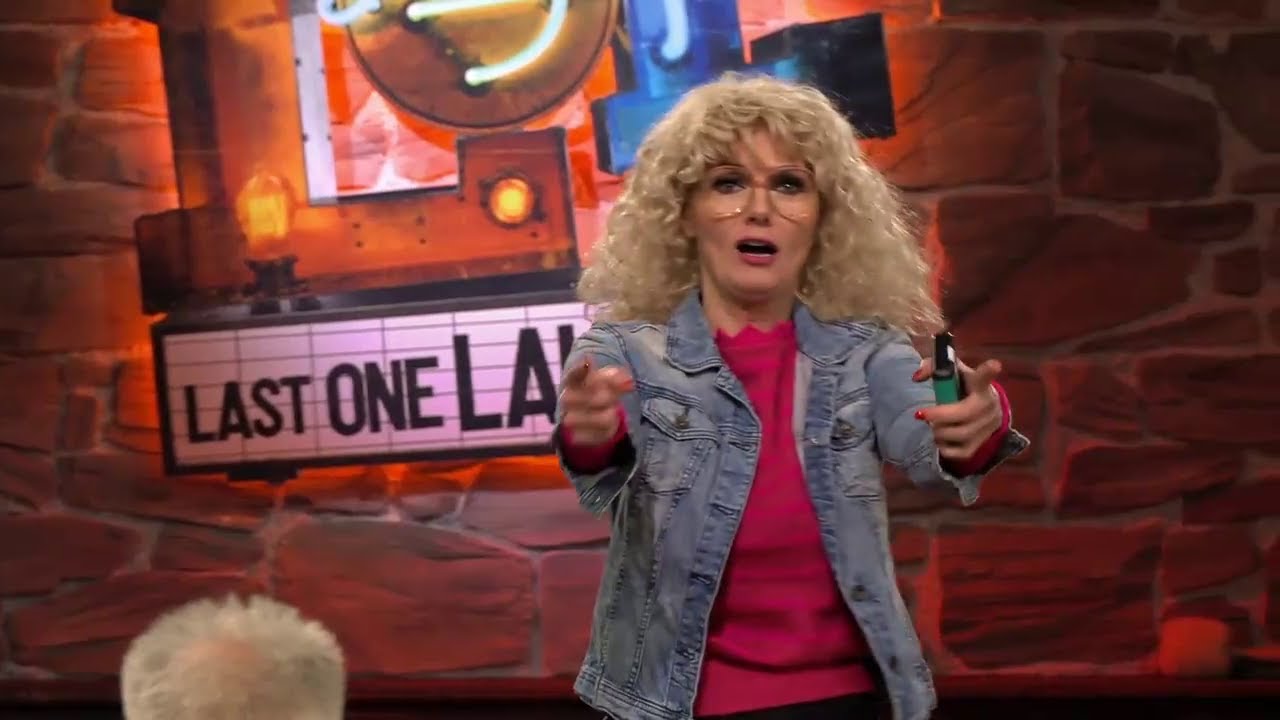 Martina Hill alias Mandy - Kick Ball Change (LOL Staffel 4) - YouTube