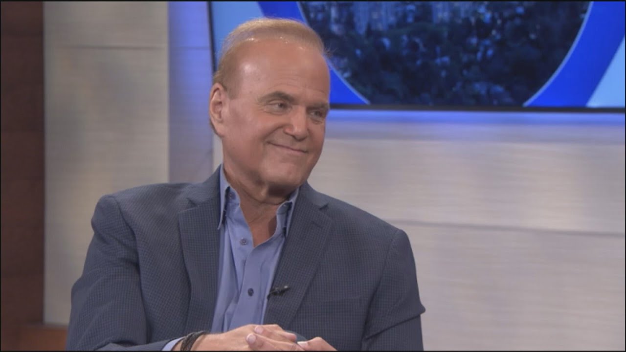 David Goldstein's farewell — A conversation with Pat Harvey - YouTube