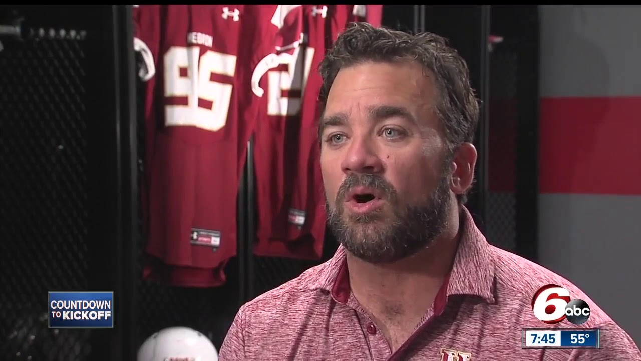 Jeff Saturday: From Indianapolis Colts to high school head coach - YouTube