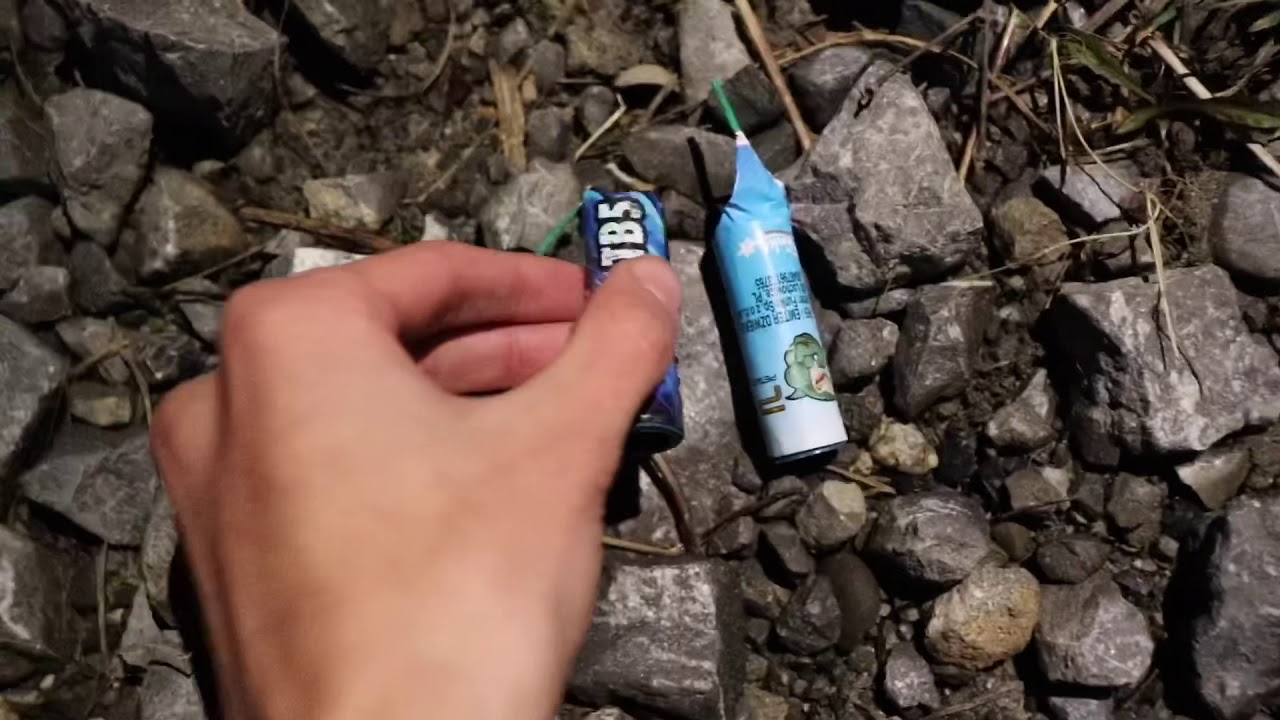 Polenböllervergleich PS5, Tueno Blue 5, Funke Petarda 5 Blue und eine ...