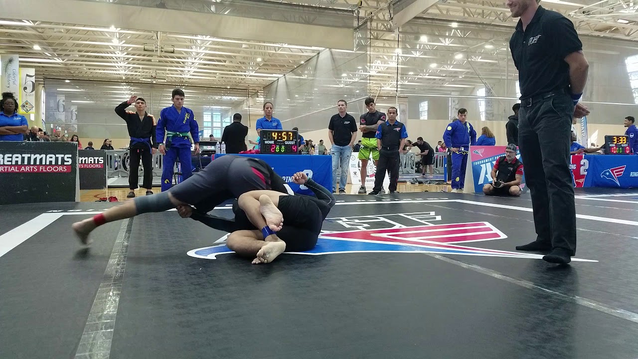 Brandon Quick (BQJJ) vs Paul Woo (Barbosa JJ) - YouTube