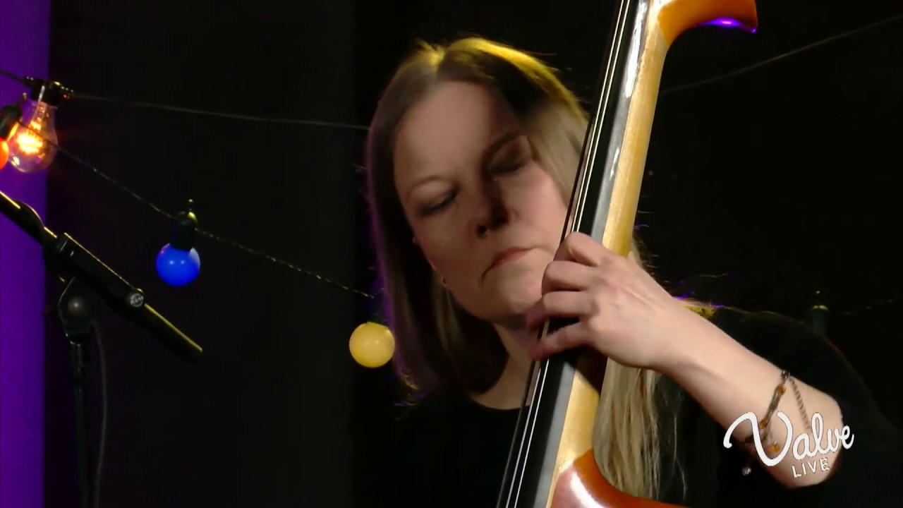 Valvelive: Janne Mikkonen trio - YouTube