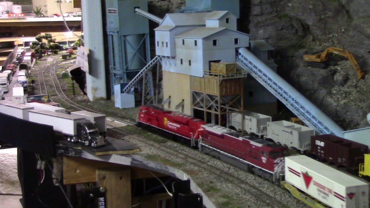 Canadian Pacific down under ho scale layout - YouTube
