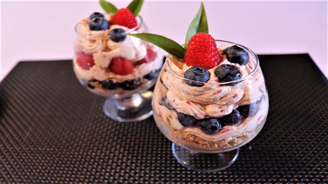 Dessert Recipe | Desert La Pahar cu Fructe | Reteta de desert la pahar ...