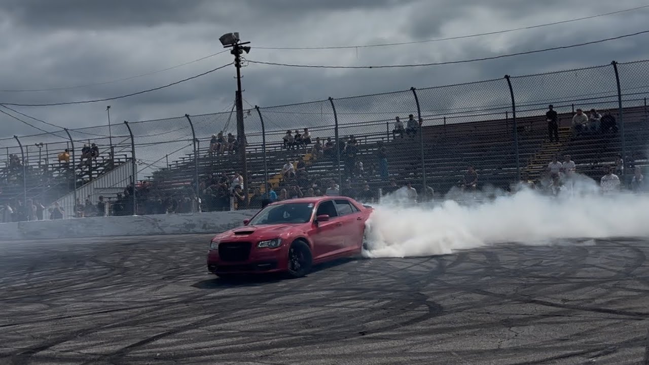 Hellcat 300 drifting around in a LEGAL pit!! - YouTube