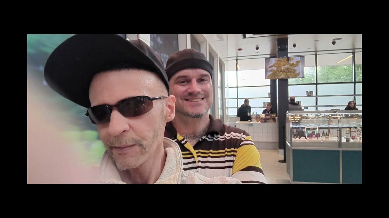 Openly bipolar musician, cancer survivor, singer songwriter Tony DBoys ...