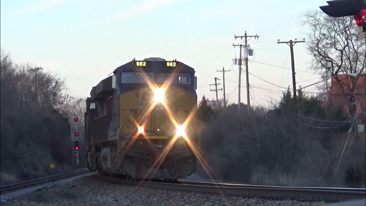 CSX ES44AH 982 w/ Nice K5LA Leads Loaded Coal N015-11 on 1/13/21 - YouTube