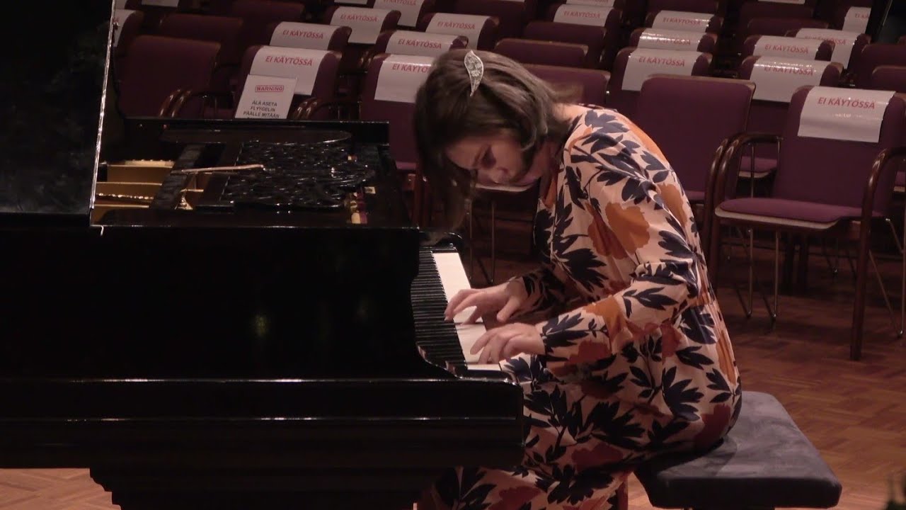 Glinka-Balakirev L'alouette. Emma Ylitalo - YouTube