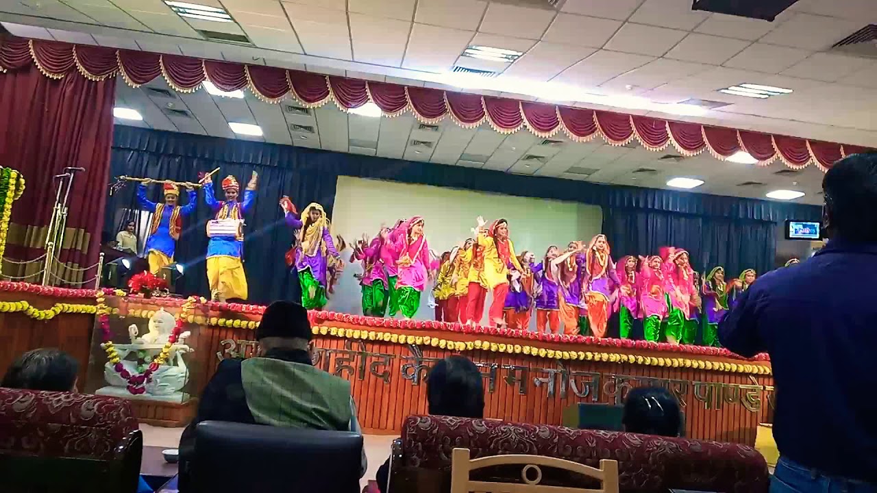 Annual Function 2019| Punjabi Dance| RLB C-Block - YouTube